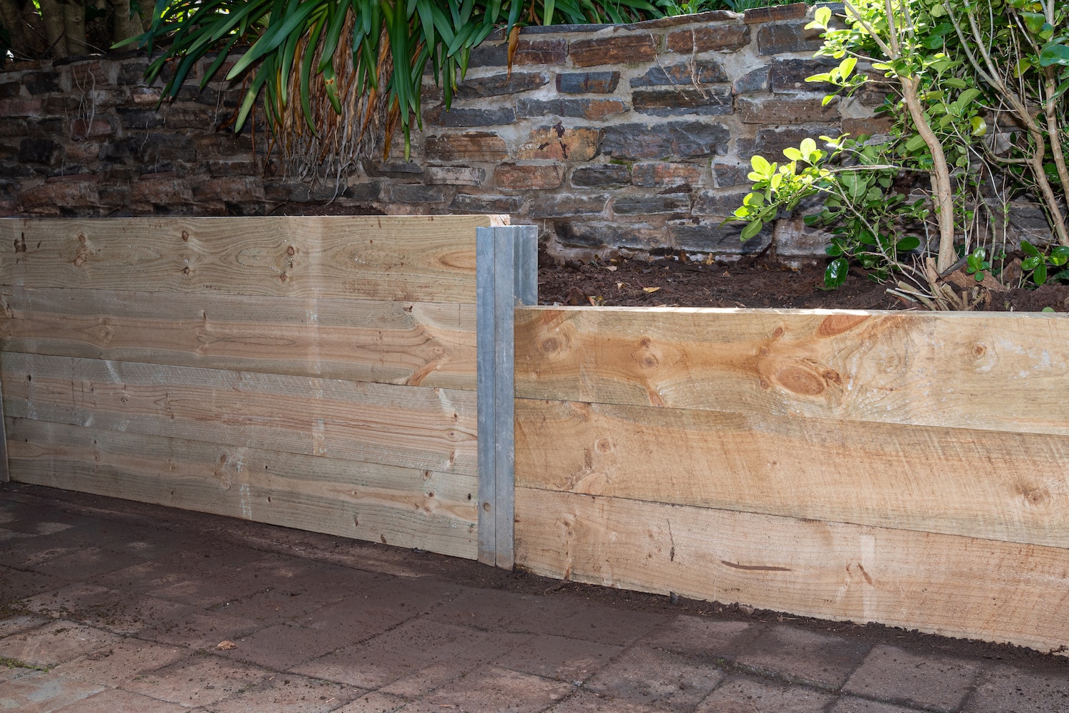 Timber Retaining Walls - Premier Retaining Walls
